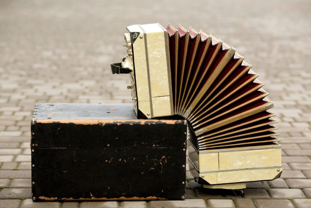 Bandonéon - Guide des Instruments de Musique de A à Z - Musicothérapie ...
