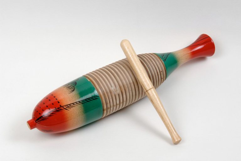 Guiro - Guide des Instruments de Musique de A à Z - Musicothérapie ...