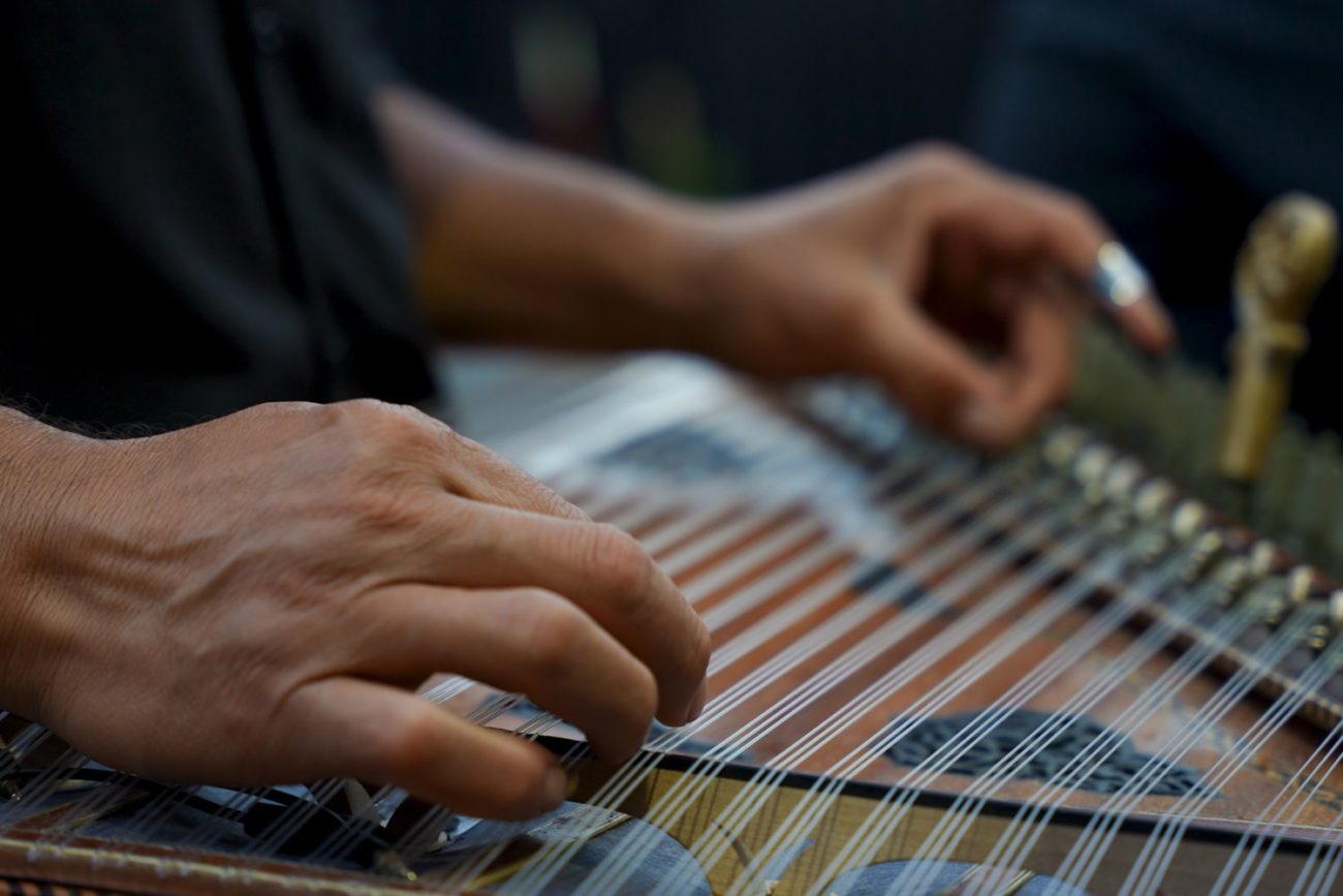 Qanun - Guide des Instruments de Musique de A à Z - Musicothérapie ...